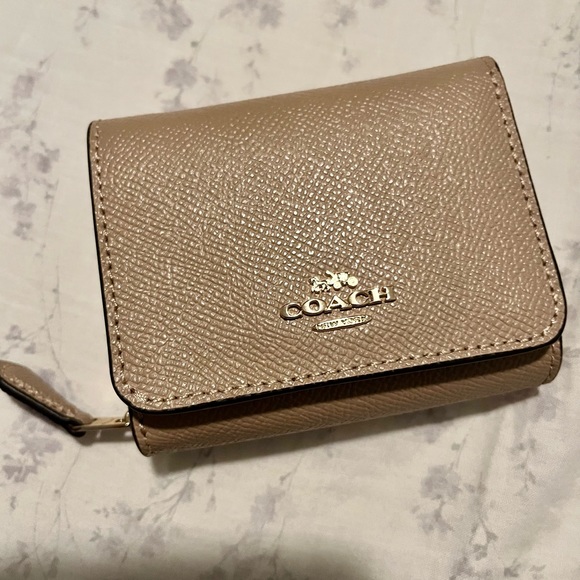 Coach | Bags | Nwt Coach Small Trifold Wallet | Poshmark